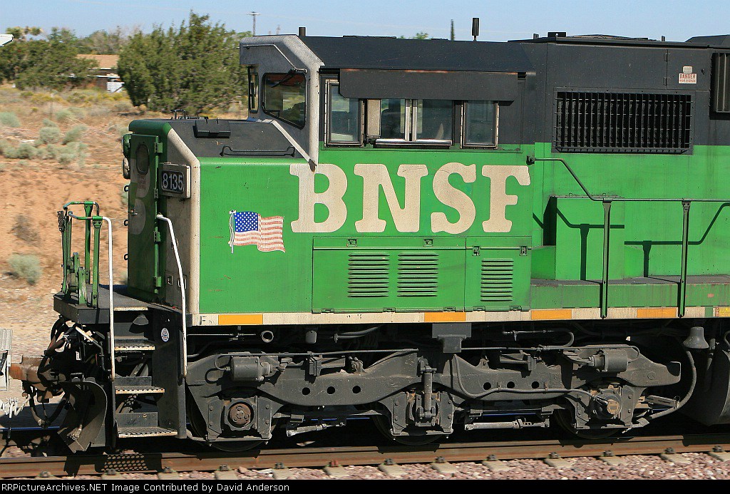 BNSF 8135